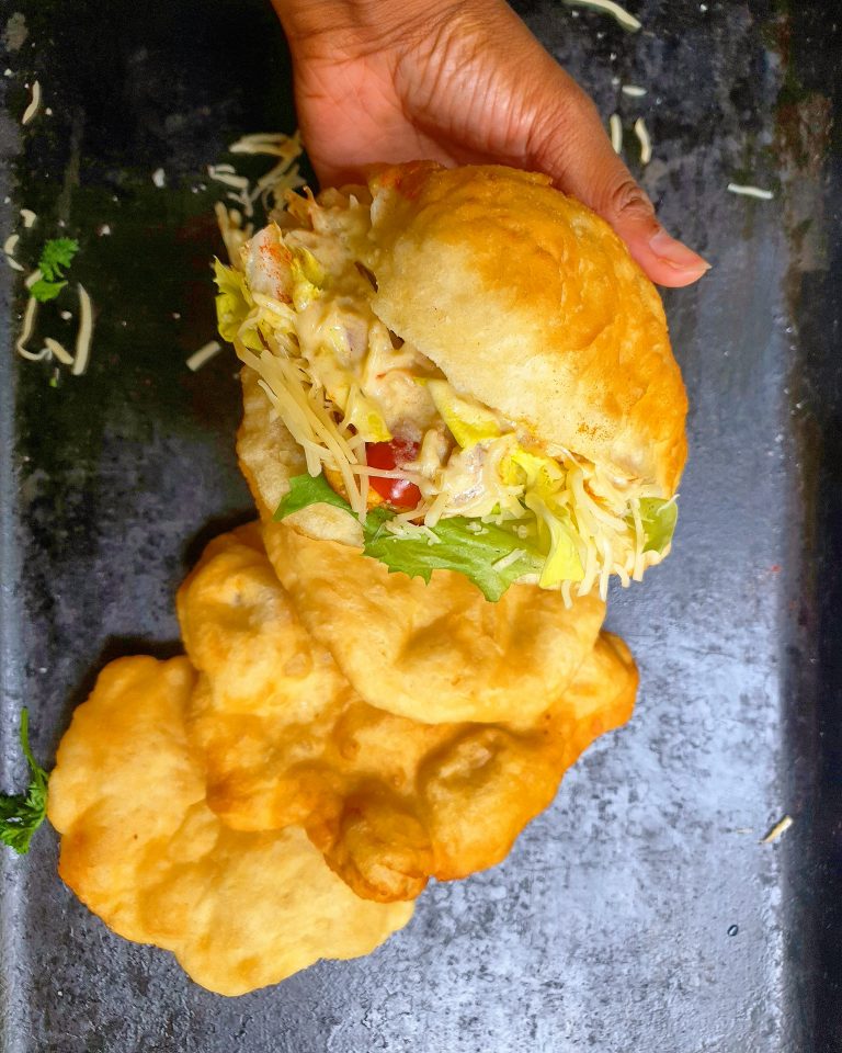 Bokits nature ou sandwich traditionnel guadeloupéen - VegetaL_SmeL