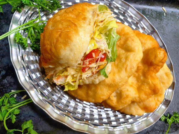 Bokits nature ou sandwich traditionnel guadeloupéen - VegetaL_SmeL